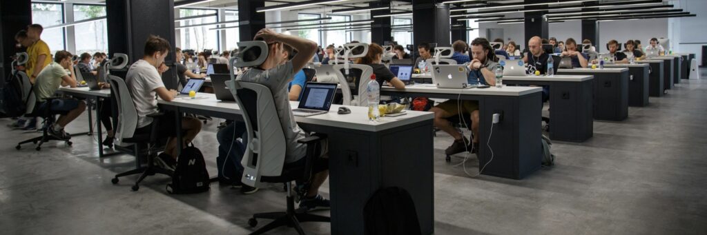 Savvycom - Dedicated Software Development Team Services