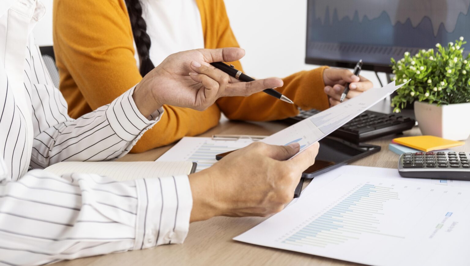 Understanding Service Level Agreements (SLAs) In Software